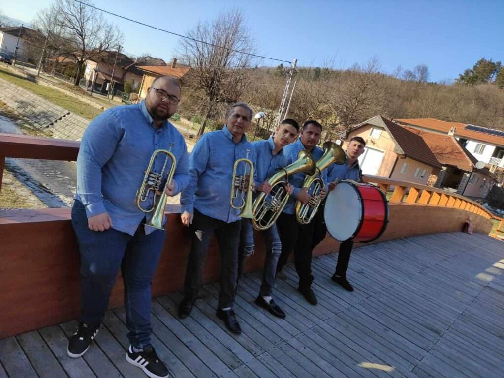 Trubači - 063-82-11-232 za svadbe, krstenja, rodjendane